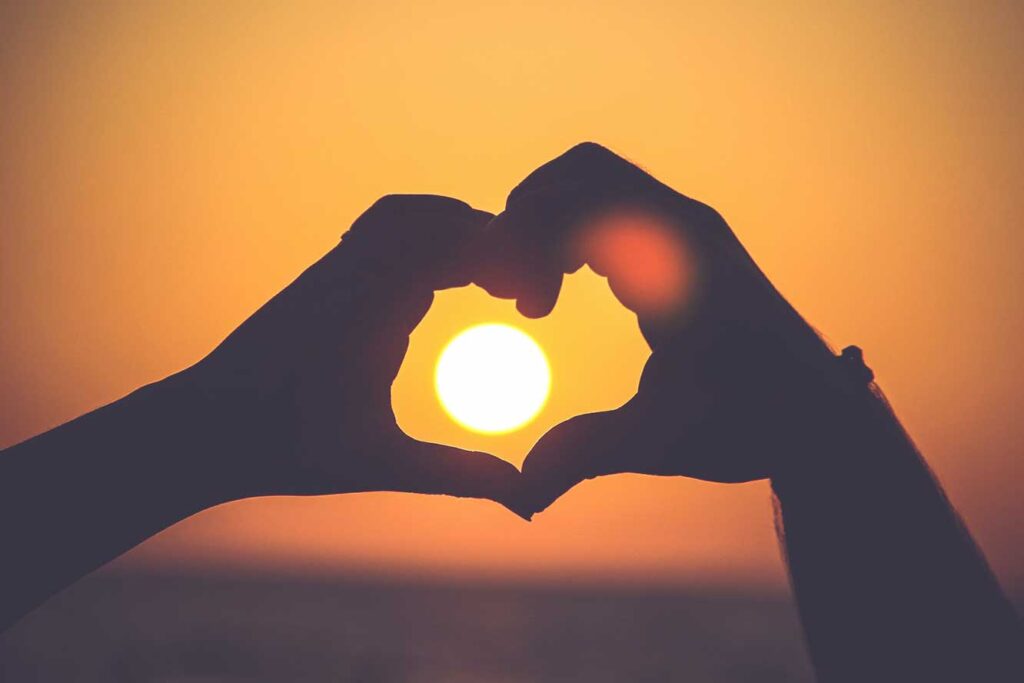 Qual a diferença entre gostar e amar? Qual a diferença entre gostar e amar?